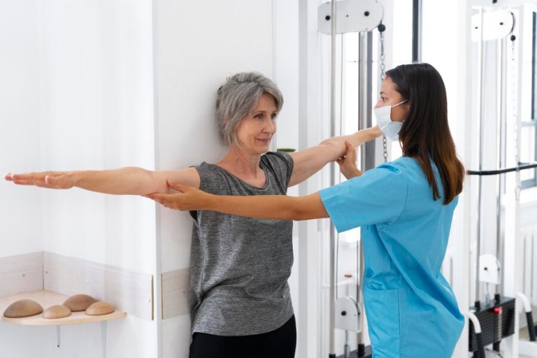 Fisioterapi Pasien Stroke di Rumah Bersama Perawat Homecare - Blog ...